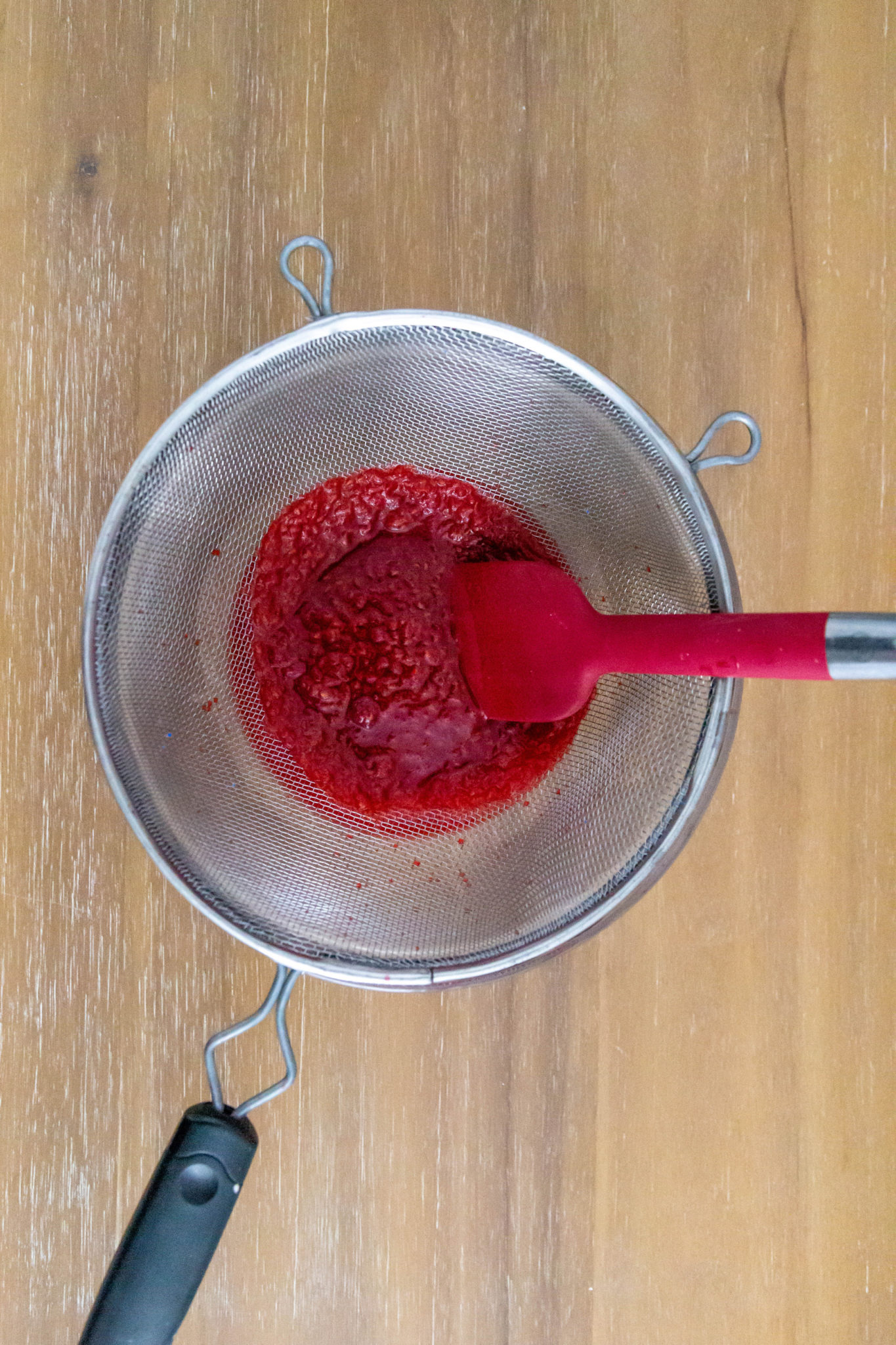 Mini Raspberry Cakes - Recipes - Lip-Smacking Food